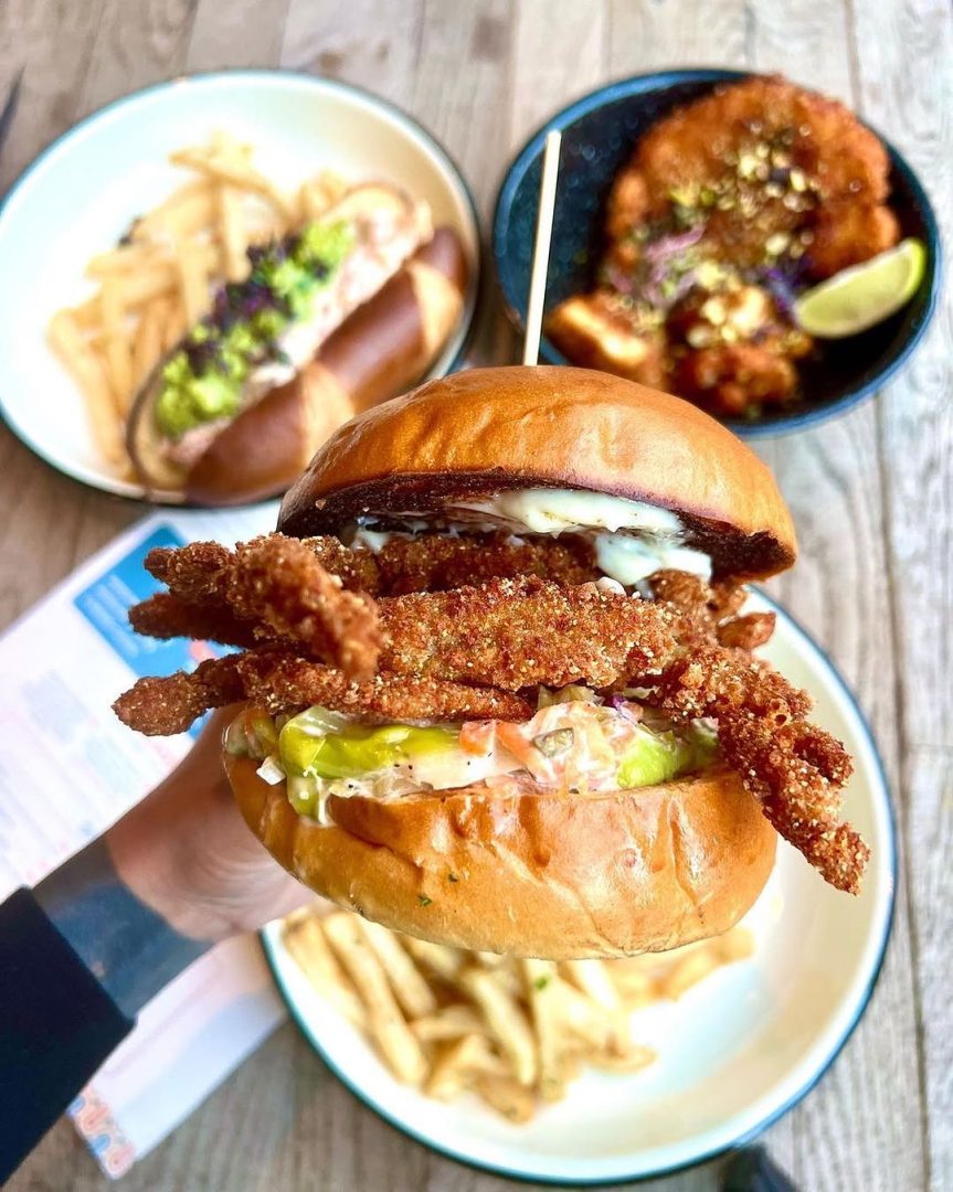 Think Twice Before Eating These 25 Incredibly Messy Foods in Public ...