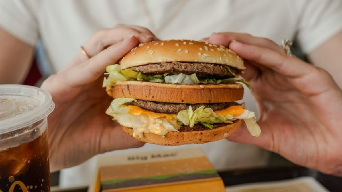 The Bite-Sized History Behind 50 Iconic Fast Food Items That Americans Love