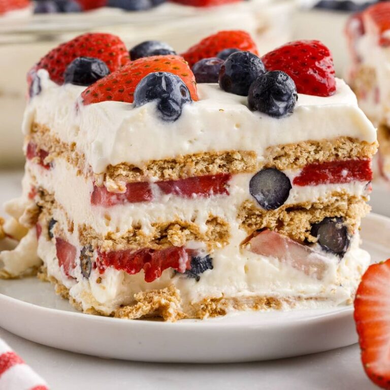These 15 Easy Summer Cakes Are the Only Dessert Recipes You'll Ever Need