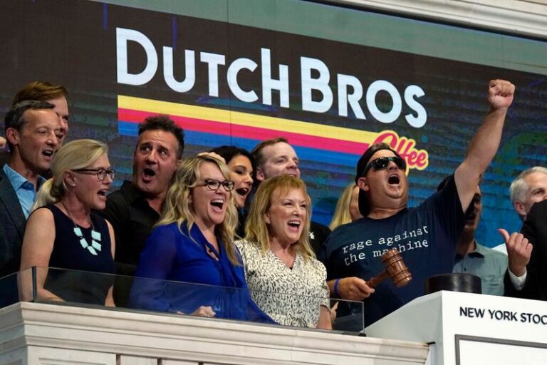 Here's What Every Coffee Lover Should Know About Dutch Bros Before ...